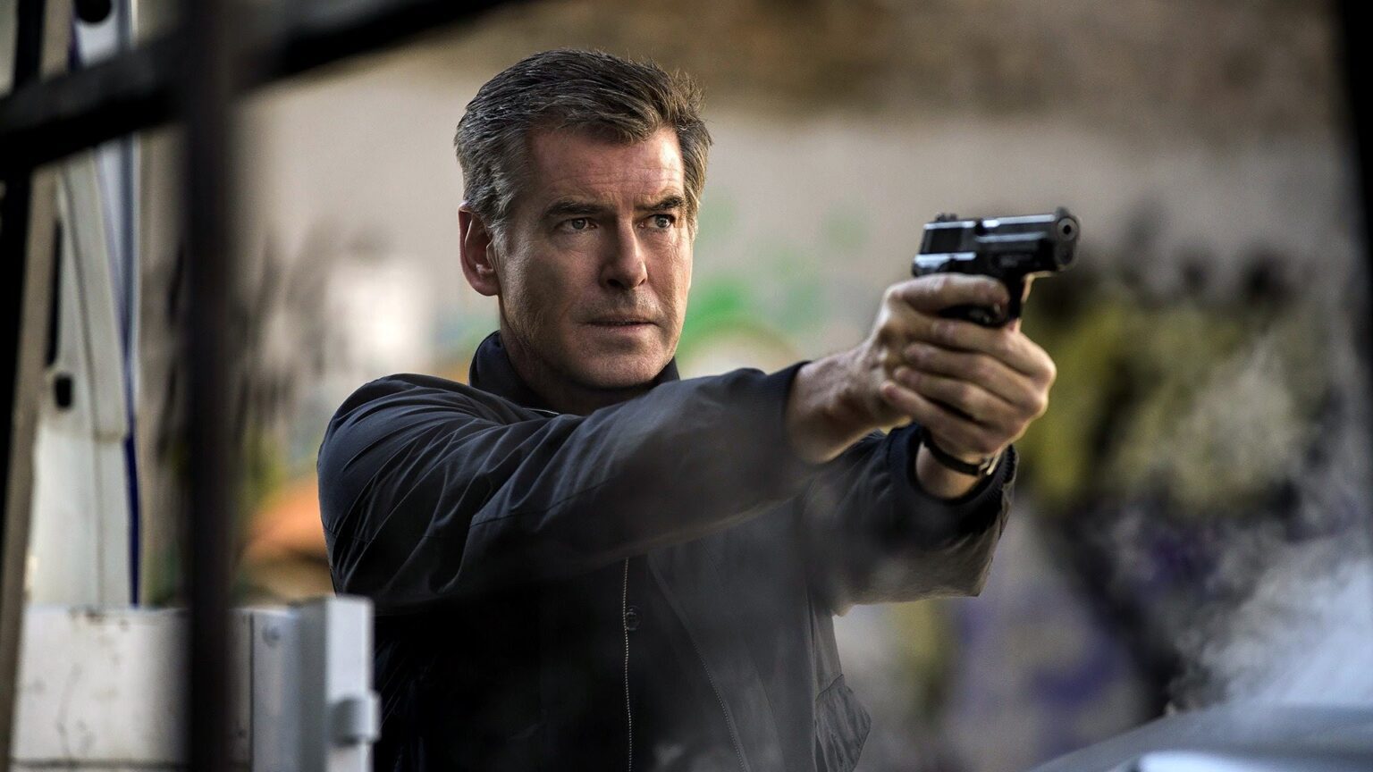 รีวิว The November man (2014) ครู-ศิษย์ล่ากันเอง! ดราม่าหักหลังที่ดัน ...